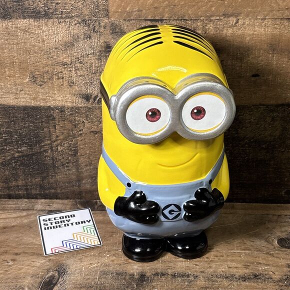 Universal Studio | Other | Despicable Me 2 95 Minion Ceramic Coin Bank ...